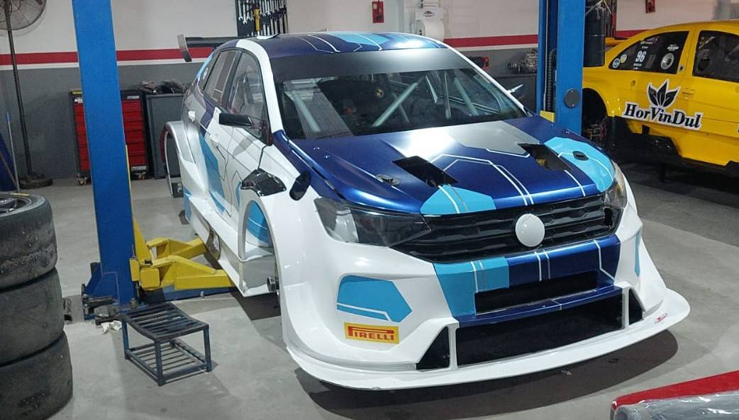 Ernesto “Tito” Bessone tripulará uno de los SUV del equipo Halcón ...