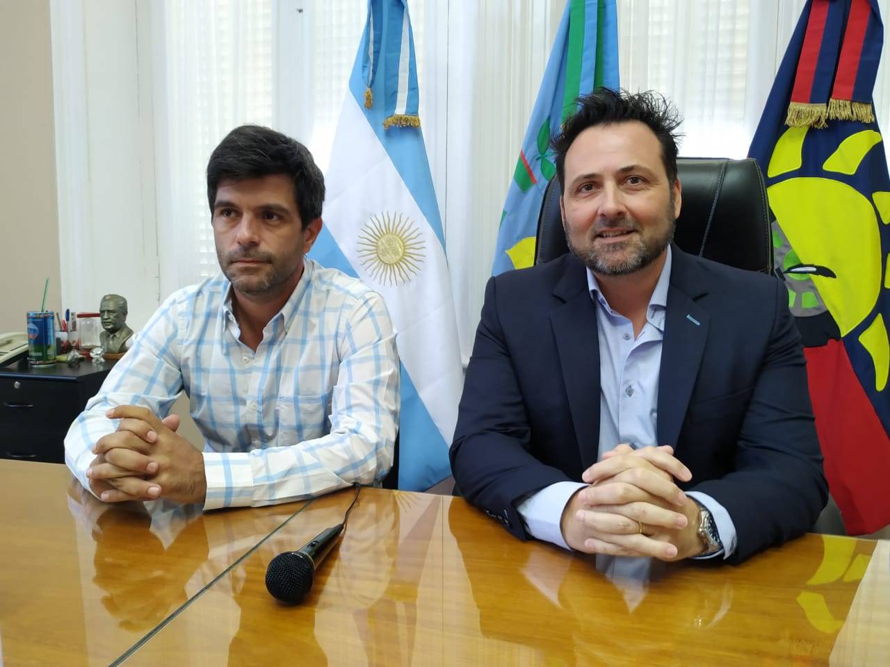 “Todos los comercios deben cerrar sus puertas, salvo los de venta de ...