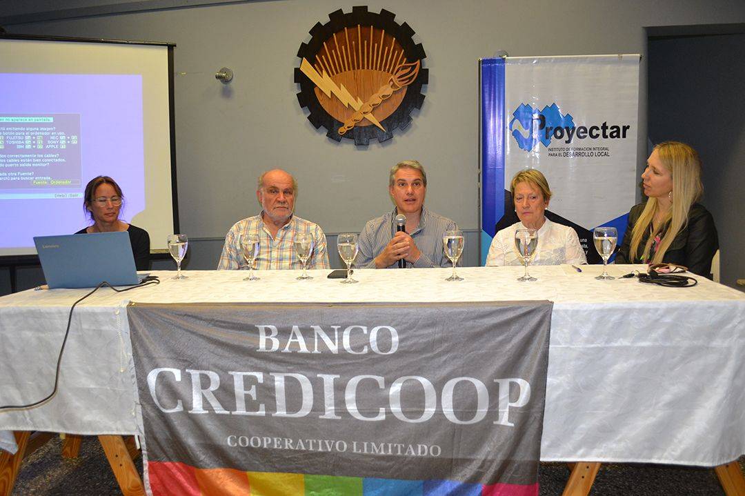 El banco Credicoop y el Instituto Proyectar presentaron herramientas ...