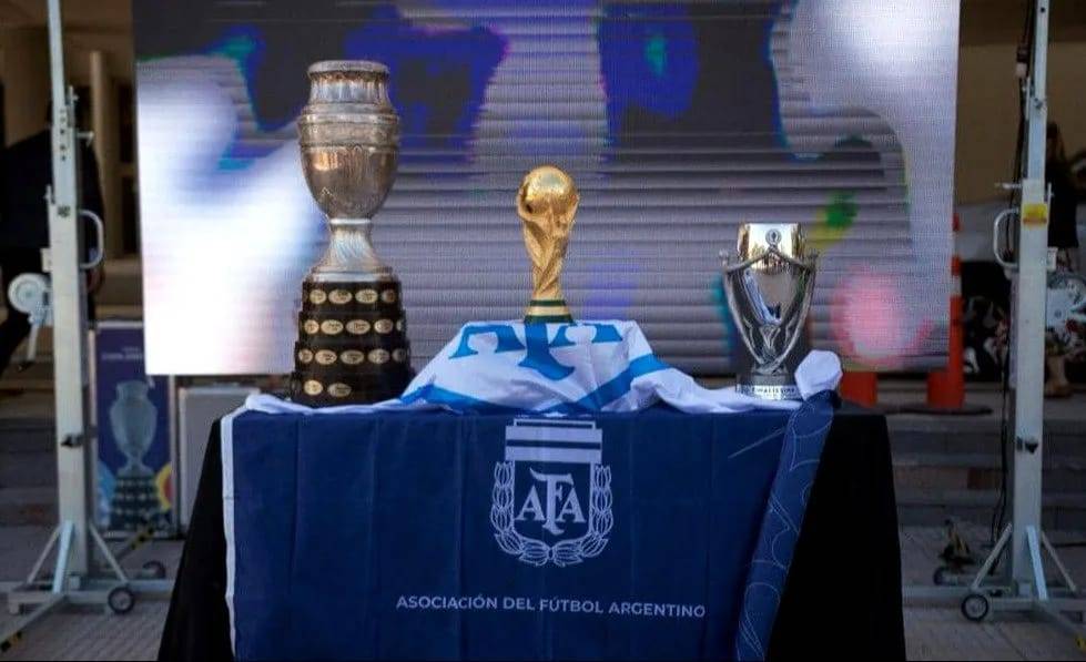 La Copa del Mundo, la de América y la Finalisima serán exhibidas en ...