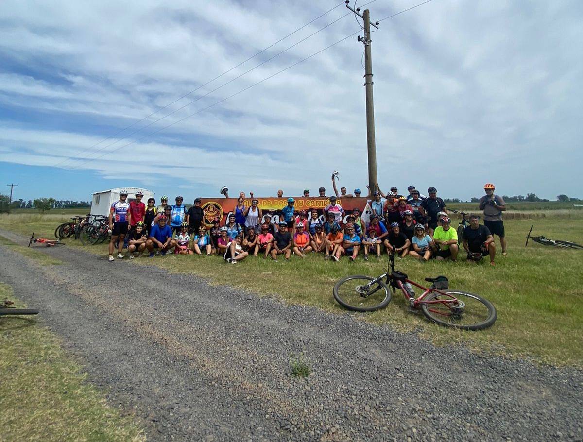 74 ciclistas participaron de la jornada de Rural Bike | Chacabuco en Red