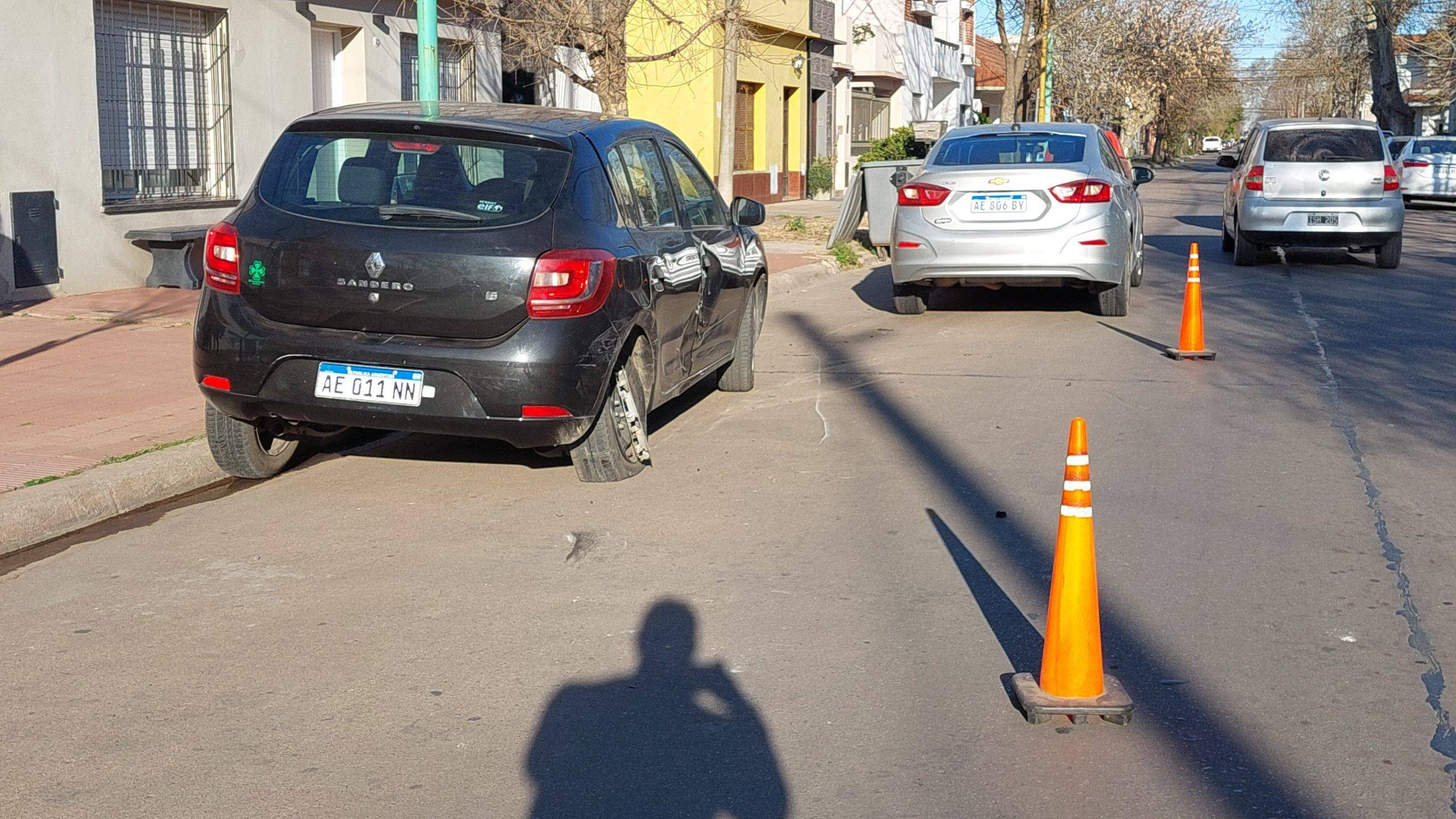 Chocó Un Auto Estacionado Chacabuco En Red